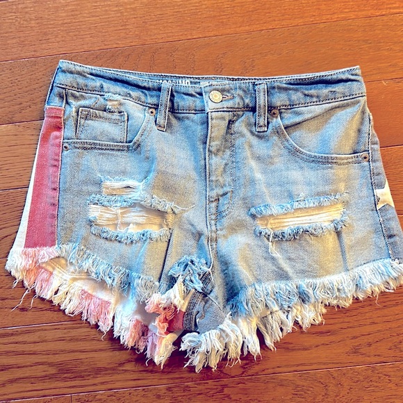 Mossimo Supply Co. | Shorts | Nwot Size 27 4 Never Worn Denim Shorts ...